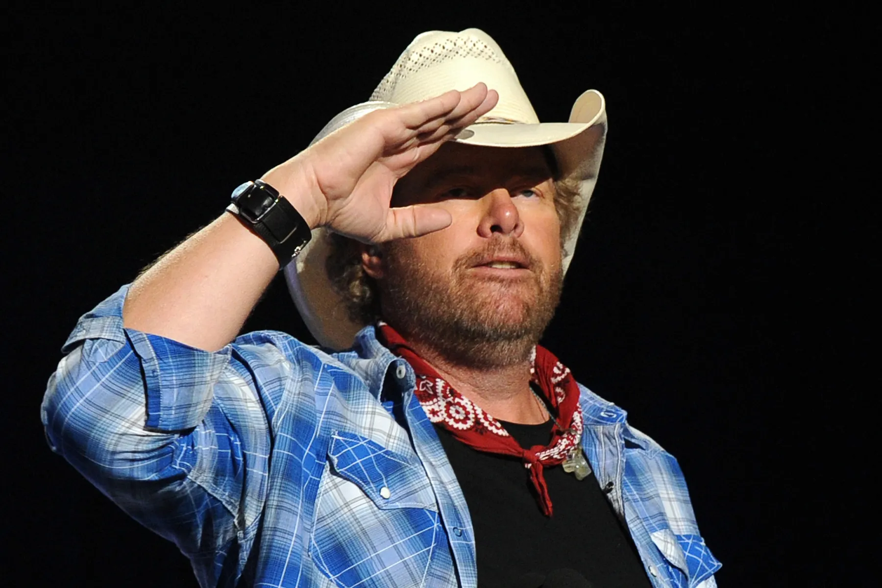 Toby Keith And Daughter Krystals Unforgettable Cma Performance In 2004